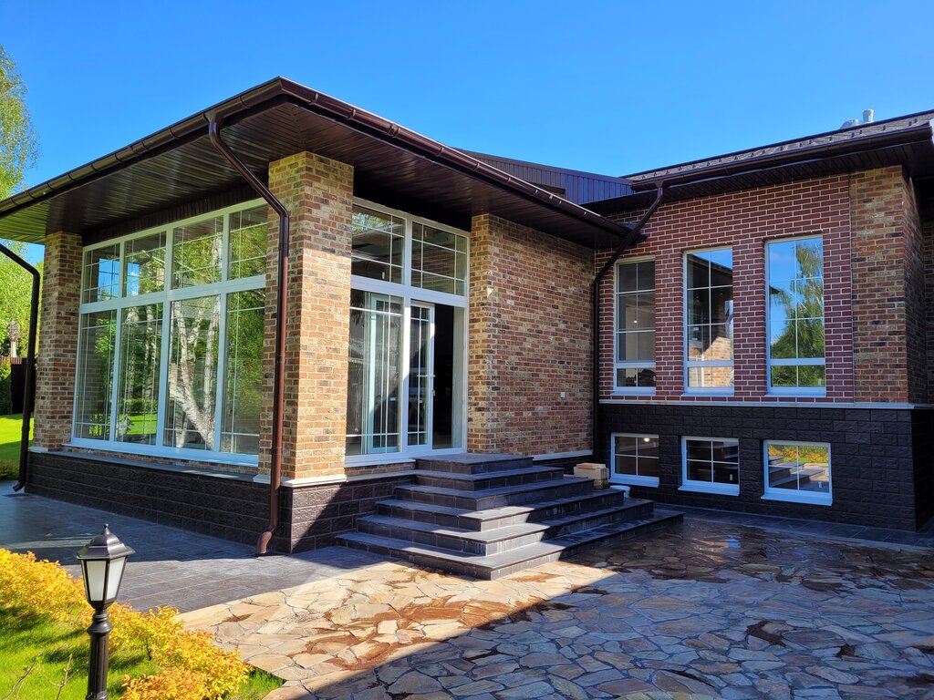 Pencere üretim, satış ve montaj firmaları Okna Salamander, Moskova, foto