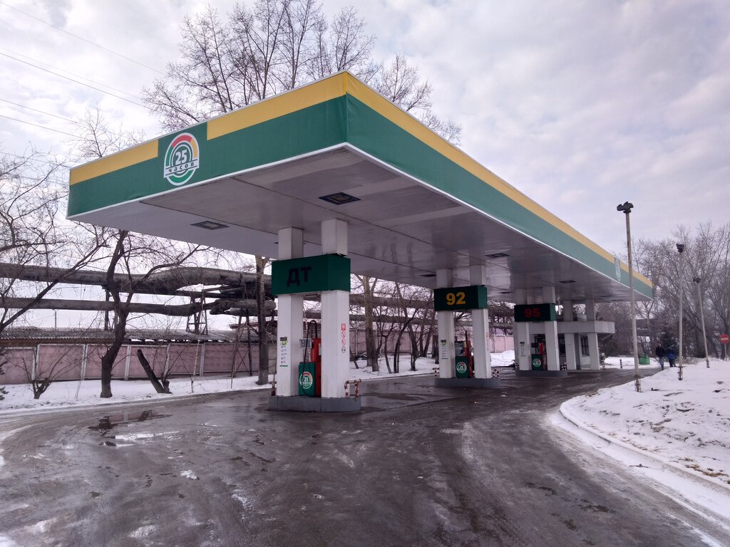 Benzin istasyonu 25 chasov, Krasnoyarsk, foto