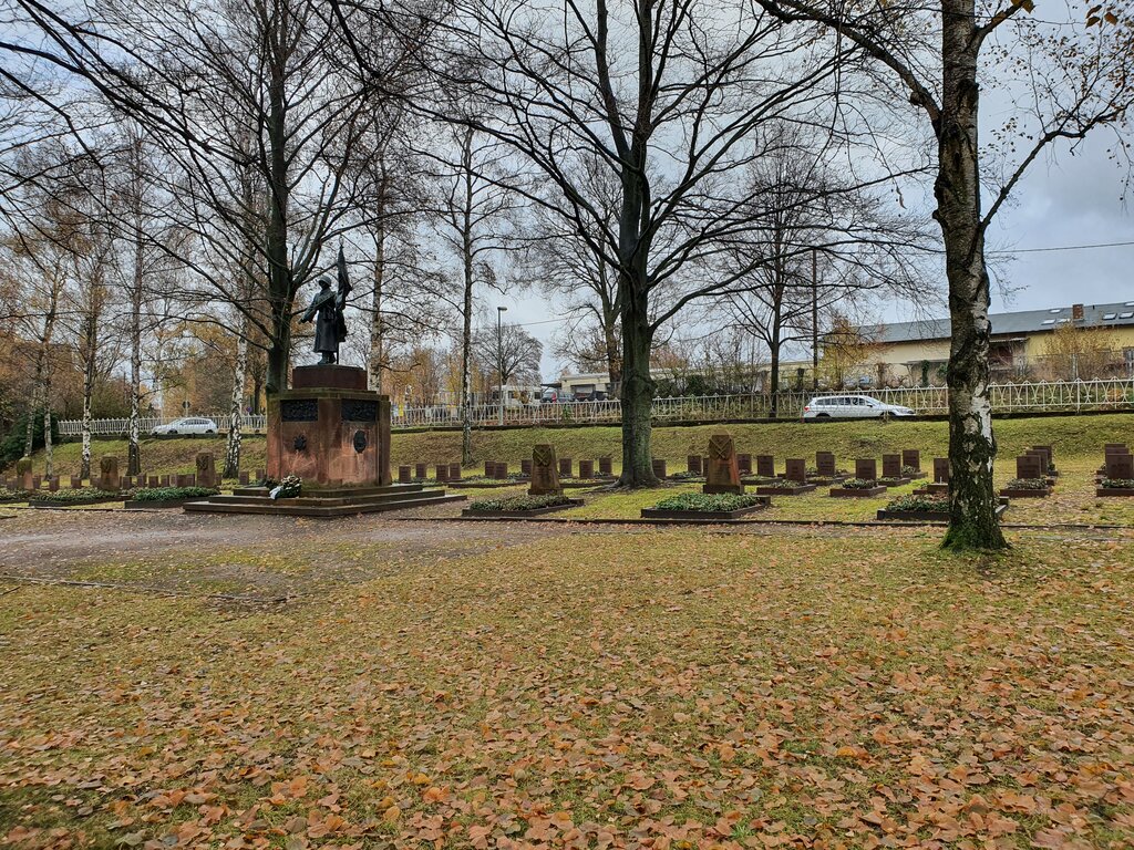 Mezarlıklar Sowjetischer Ehrenfriedhof, Freiberg, foto