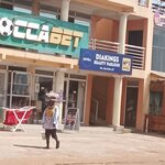 D K beauty salon (Tsui Bleoo Road No:2, Teshie), kuaförler  Gana'dan