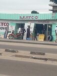 Combat ets (Brazzaville, Commune de Bacongo, Rue Jeanne Darc Bacongo), elektrikli oto şarj istasyonları  Brazzaville'den