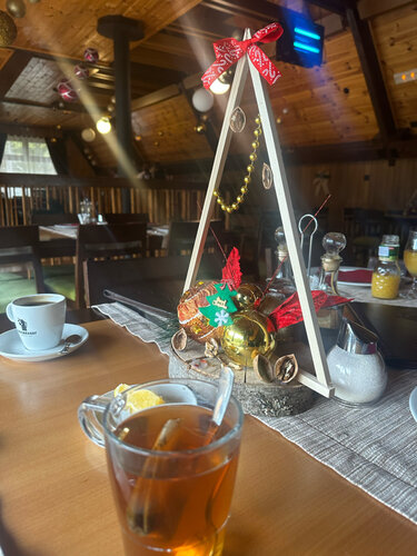 Restoran Crno jezero, Dünya, foto