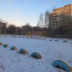 Волейбольная площадка (Omsk, mikrorayon Zaozyorny), spor alanı  Omsk'tan