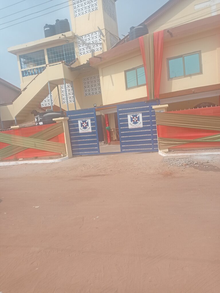 Protestan kilisesi Presbyterian Church - Darkuman, Akra, foto