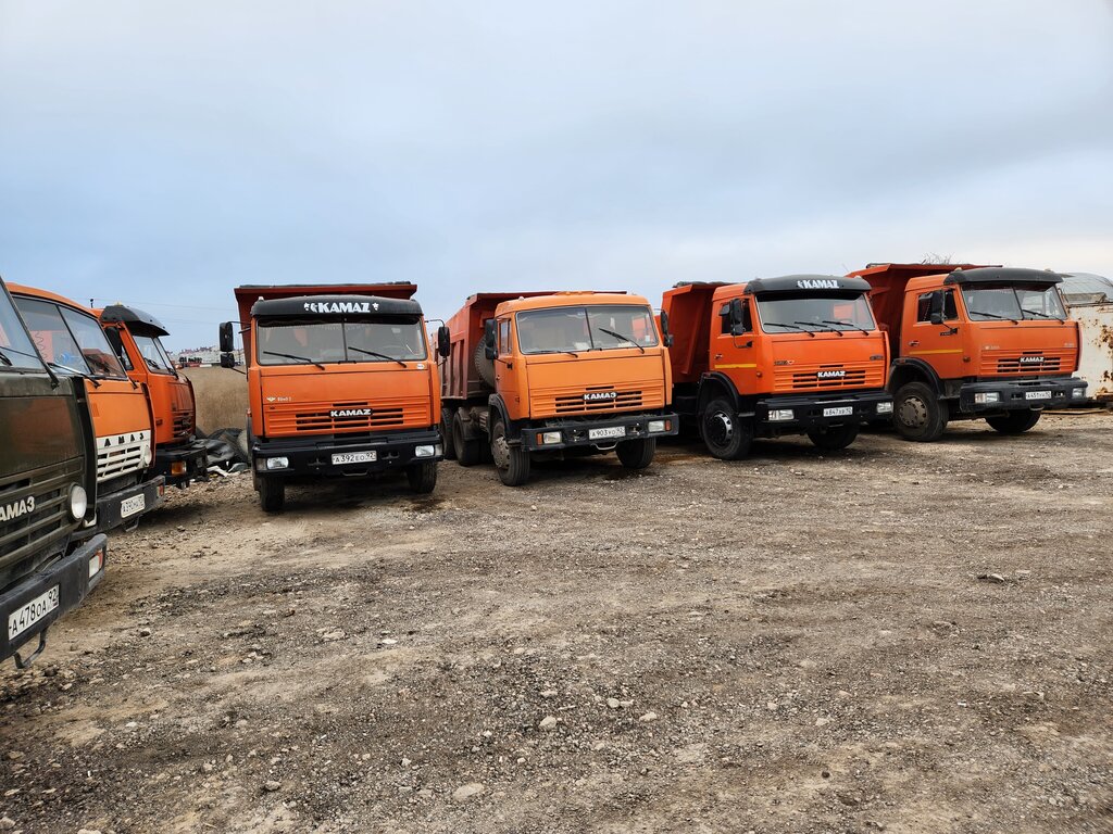 Kamyon ve ağır vasıta satış ve servis firmaları StroyLogistik, Sevastopol, foto