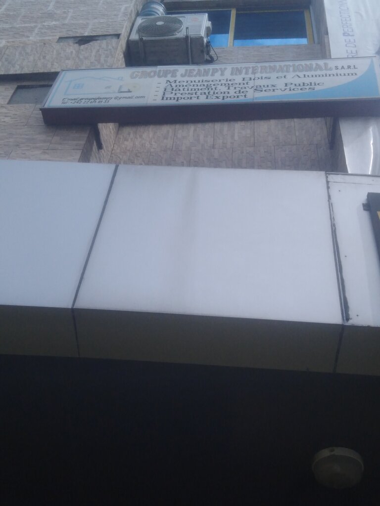 Yönetim ofisi Groupe Jeanpy International, Brazzaville, foto