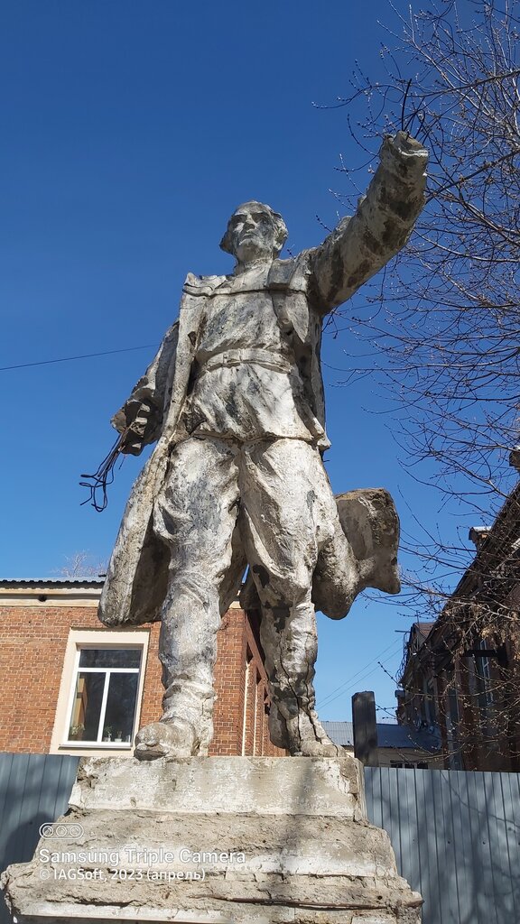 Anıt, heykel В.В. Куйбышев, Yekaterinburg, foto