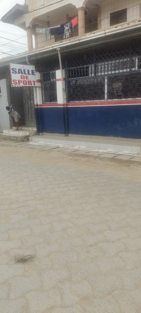 Spor kulüpleri Centre de Remise en Forme, Douala, foto