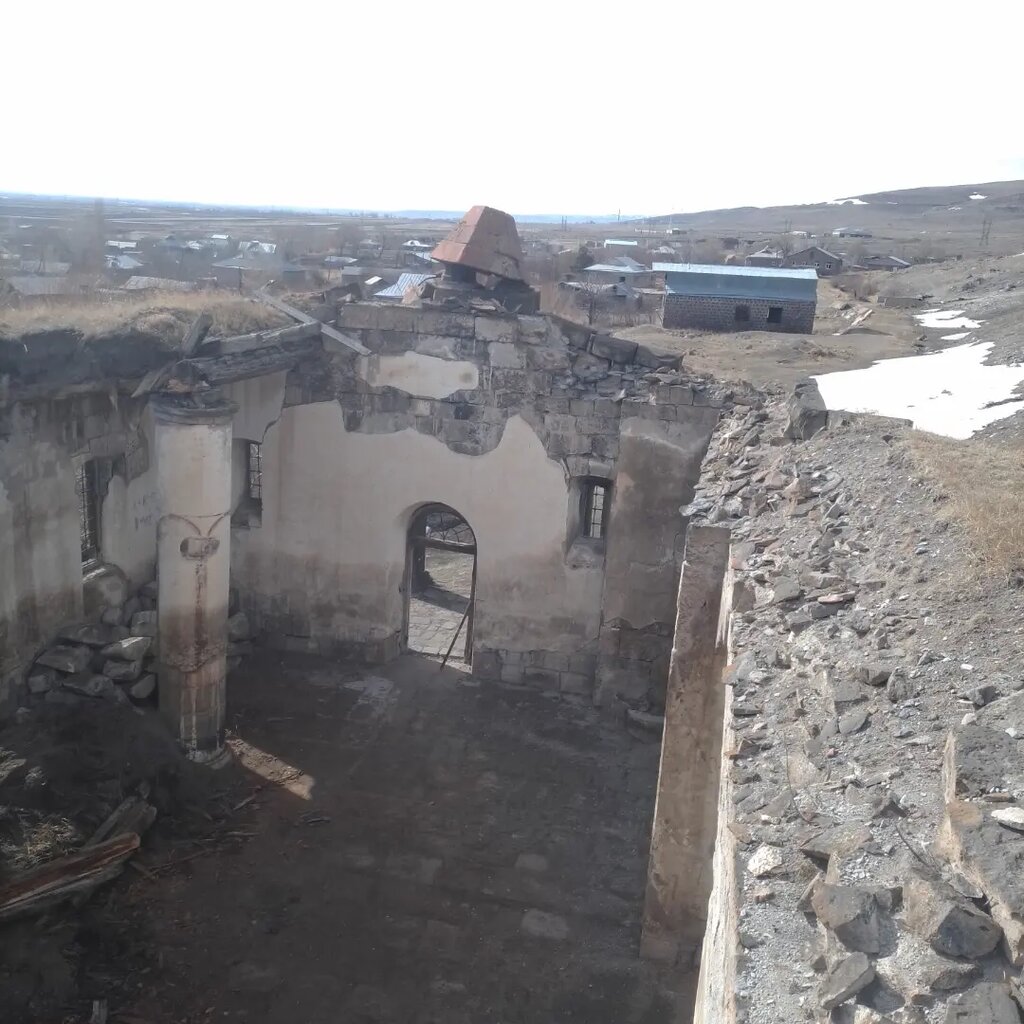 Dağ zirvesi Surb Minas, Şirak, foto