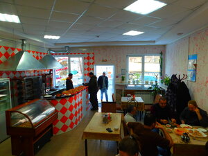 Чайхана центр Плов (Svobody Street No:135А, Konakovo), kafe  Konakovo'dan
