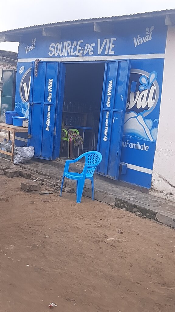 Alkolsüz içecekler Source De Vie, Brazzaville, foto