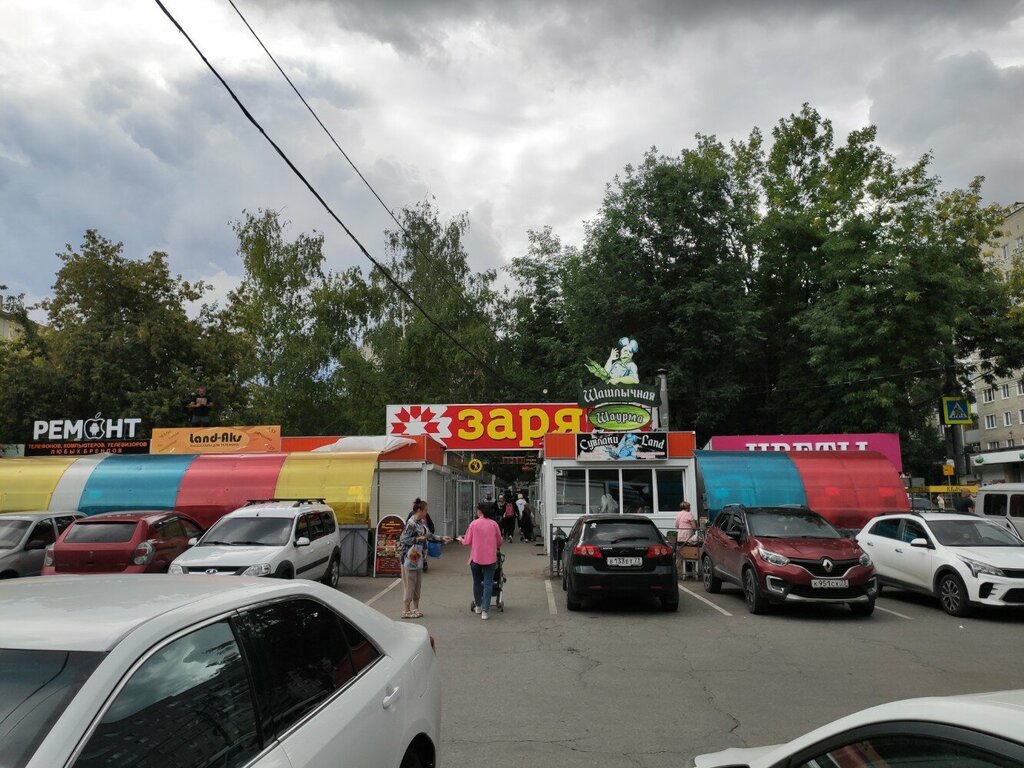 Pazarlar ve çarşılar Заря, Ulyanovsk, foto