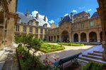 Hôtel Carnavalet (Rue de Sévigné No:25), turistik yerler  Paris'ten
