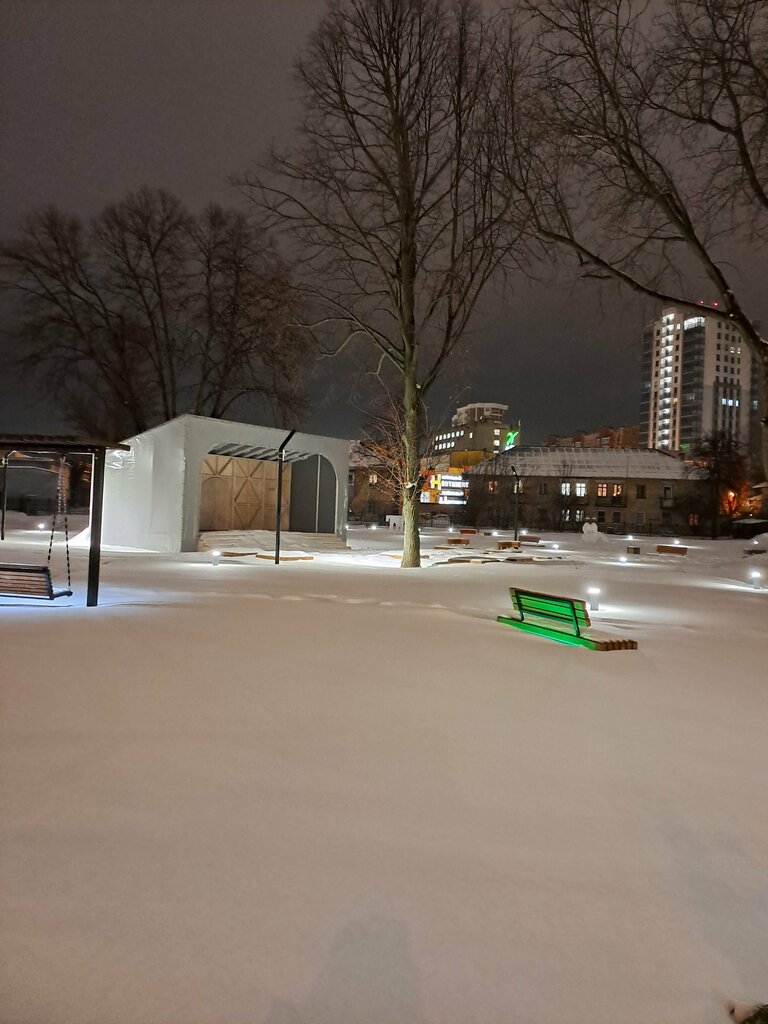 Sahne Летняя сцена Театра кукол, Lipetsk, foto