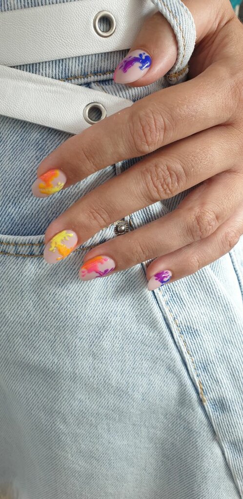 Manikür-pedikür Manicure workshop, Moskova, foto
