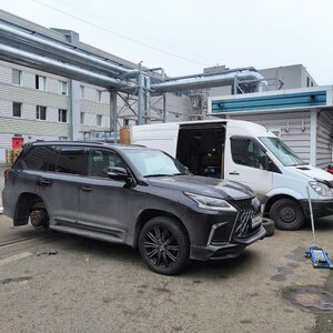 У Палыча (Tver Region, 28N-0460), otomobil servisi  Zubtsov'dan