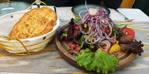 Ayvan (Samarkand, Ibn Xoldun ko'chasi), restoran  Semerkant'tan