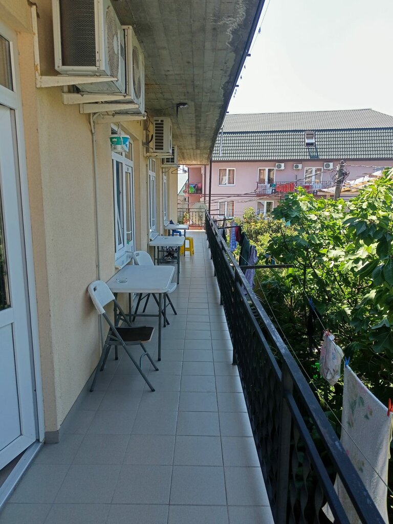 Otel Гостевой дом у Ларисы, Soçi, foto