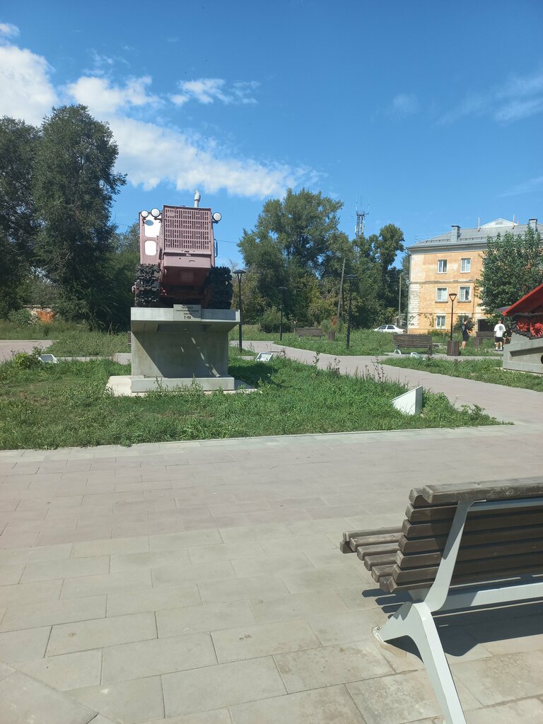 Teknoloji anıtı Трактор Т-4А, Rubtsovsk, foto