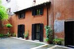 Palazzo Velli (Rome, Piazza di S. Egidio), daireler  Roma'dan