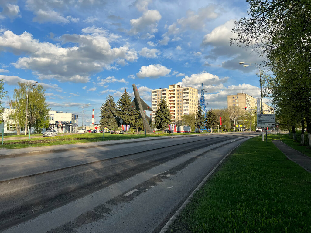 Kültür ve eğlence parkları Fiztekhovsky Square, Jukovski, foto