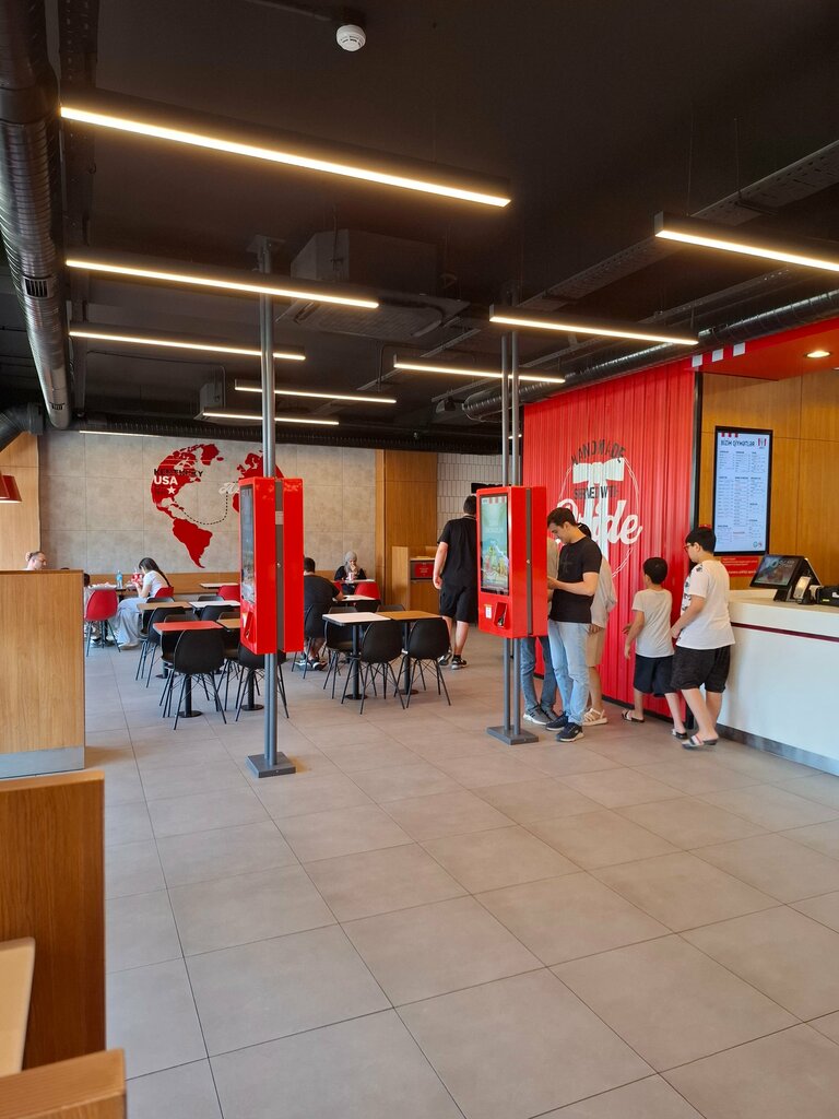 Fast food KFC, Bakü, foto