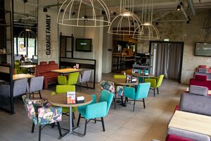 Garage food&coffee (Maksima Bagdanovicha Street No:102), kafe  Minsk'ten