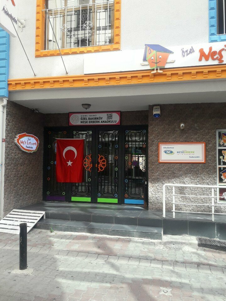 Lise Valide Sultan Anadolu Kız Koleji, İstanbul, foto