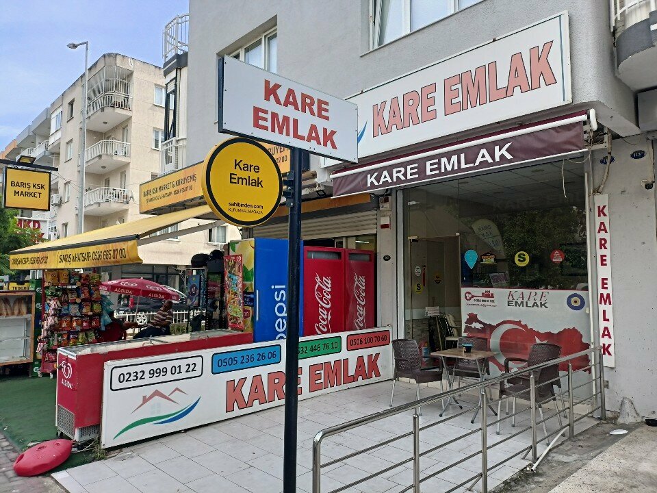 Emlak ofisi Kare Emlak, İzmir, foto