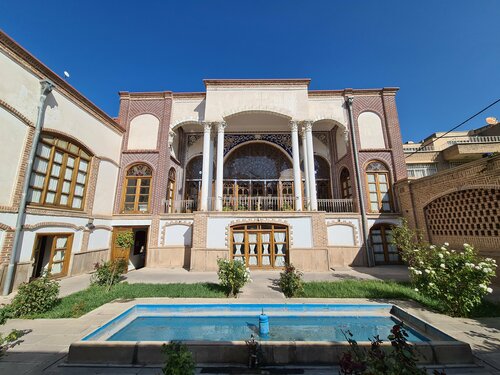 Müzeler ve sanat galerileri Tebriz Belediyesi Saray Müzesi, Tebriz, foto