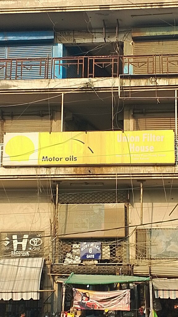 Otomobil yedek parçaları Union Filter House, Karaçi, foto