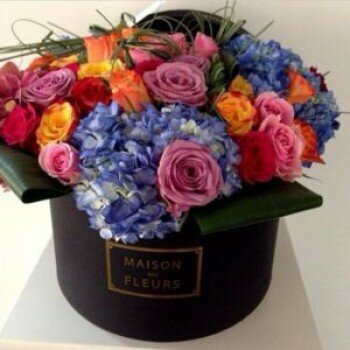 Çiçekçiler Imperiya Tsvetov, Karağandı eyaleti, foto