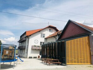 Jez&spi (Plzeňský kraj, Klatovy, Klatovska), otel  Planice'den
