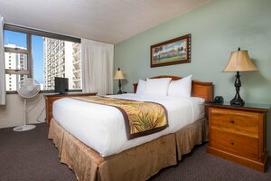 Sweetwater at Waikiki by Vri Americas (Hawaii, City and County of Honolulu, Honolulu, Paoakalani Avenue), otel  Honolulu'dan
