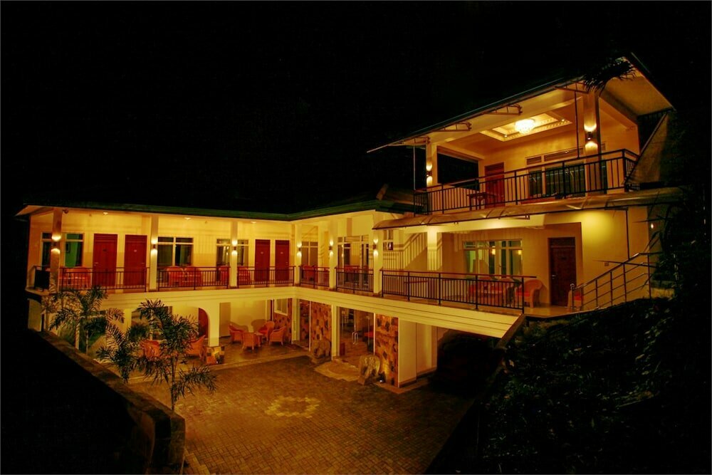 Otel Hotel Travellers Nest, Kandy, foto