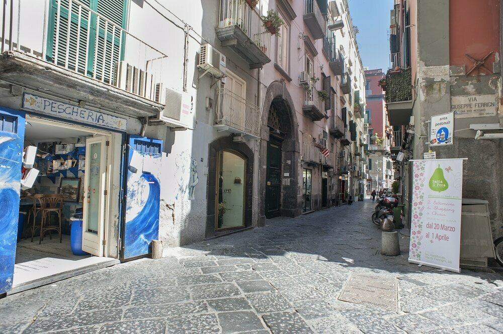 Otel Belledonne Suite & Gallery, Napoli, foto