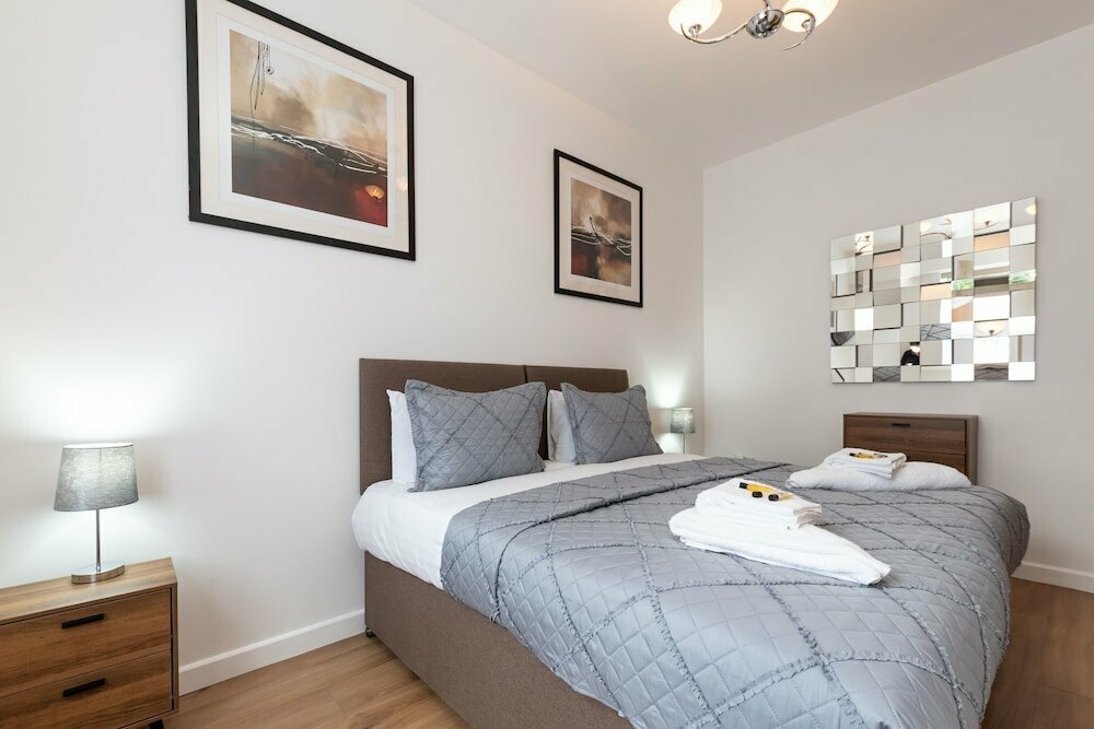 Otel Silver Moon Silver Service Apartments Freeparking, Southampton, foto