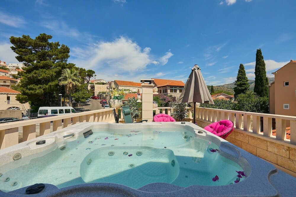 Otel Heavenly Holiday Home, Dubrovnik, foto