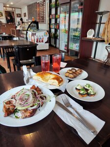 Кафе (No:480, massiv Kornevo), kafe  Saint‑Petersburg ve Leningradskaya oblastından
