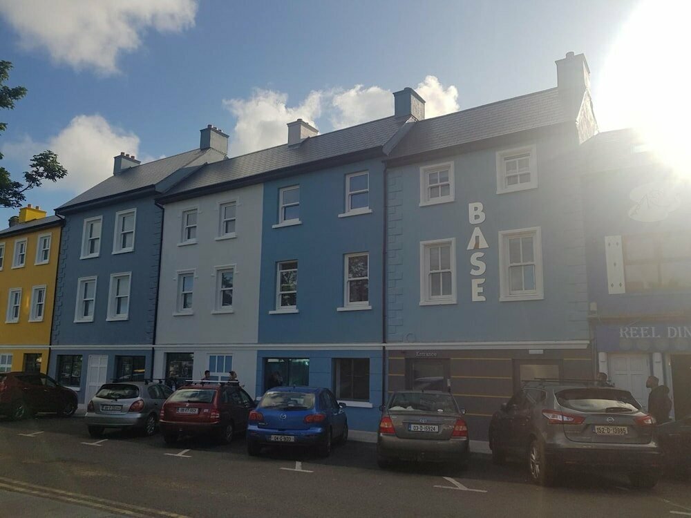 Otel Base Accommodation Dingle, , foto