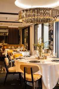 Muse Restaurant & Bar (Vukice Mitrovic No:4, naselye Sveti-Stefan), restoran  Dünya'dan