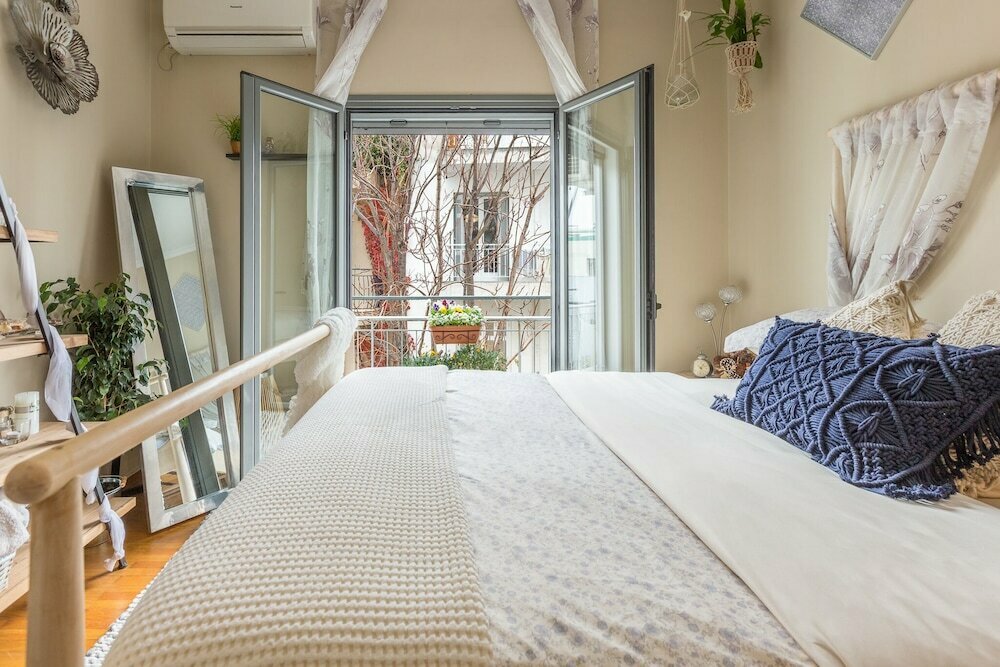 Otel Stunning Residence with Acropolis View, Atina, foto