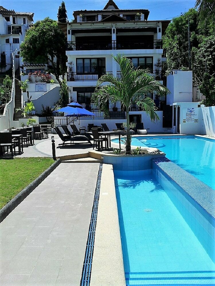 Otel Out of the Blue Resort, , foto