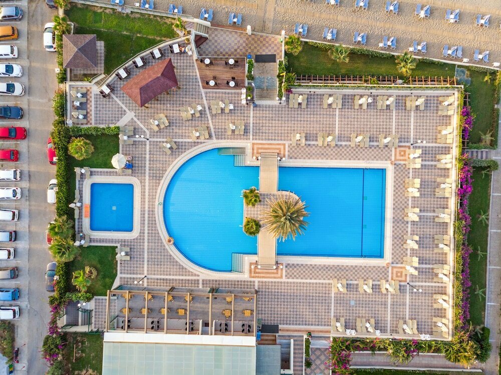Otel Hydramis Palace Beach Resort, Dünya, foto