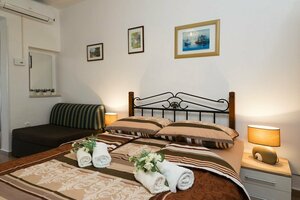 Apartments Villa Nona (Istria County, Umag), otel  Dünya'dan