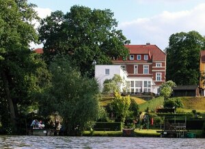 Stadtsee-Pension Templin (Brandenburg, Uckermark, Prenzlauer Allee, 22), otel  Templin'den