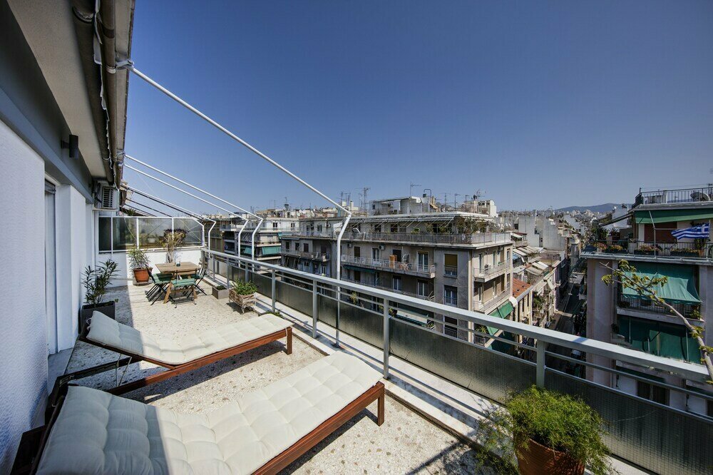 Otel Amazing view loft in Thissio-big balcony, Atina, foto