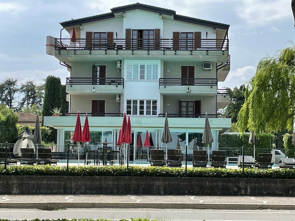 Otel Alexandra Stay Residence, Sirmione, foto