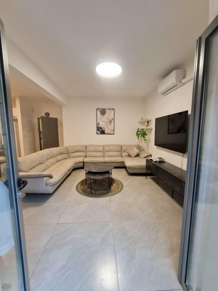 Otel Jlm Suites Tower Lincoln Prime Location, Kudüs, foto