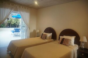 Mullins Heights Barbados (South Carolina, Marion County, North Mullins), otel  Dünya'dan